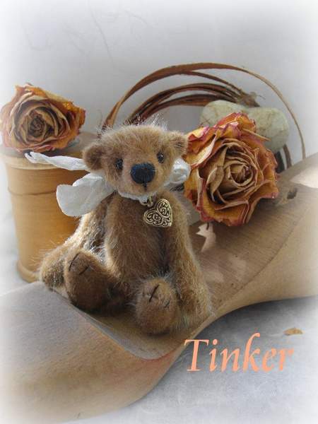 Tinker by baerenkinder - Bear Pile