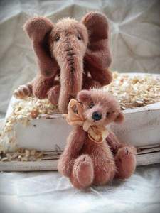 Pedro by Bärenkinder - Bear Pile