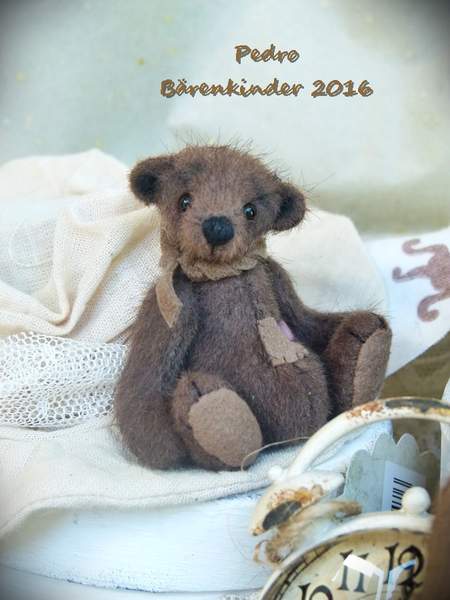 Pedro by Bärenkinder - Bear Pile