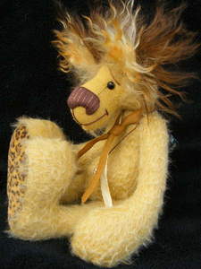 Eddie Barleycorn by Rachel Rolfe - Wee Beary Tails - Bear Pile