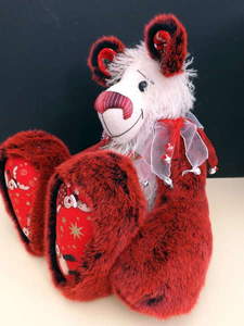 Jerry Jingles by Rachel Rolfe - Wee Beary Tails - Bear Pile