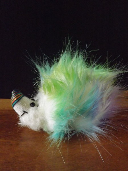 Little Hedgehog 'Pippy by Wee Beary Tails Bears - Bear Pile