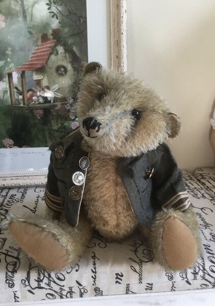 Tony by Di Futcher - Futch Bears - Bear Pile