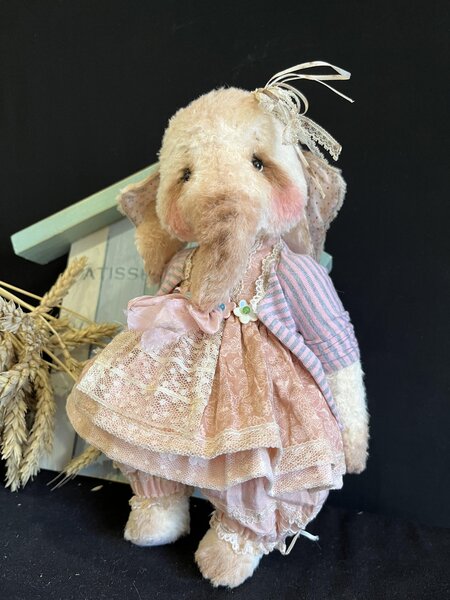 Plushka by Mila Popova - Bear Pile