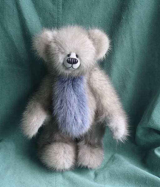 Iris' - Real fur teddy bear by Wendy Shelby by Wendy Shelby - Bear Pile