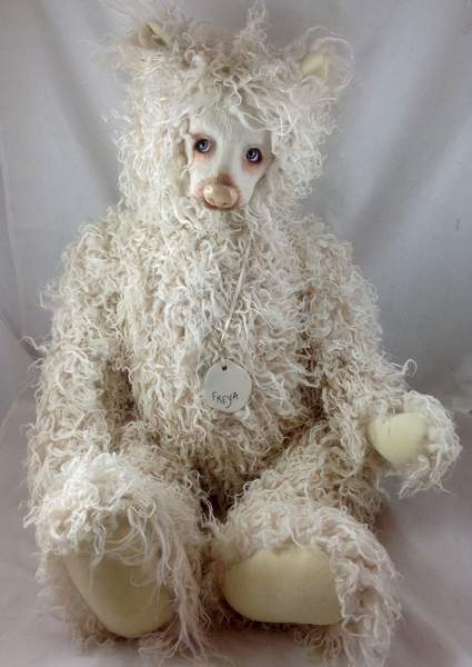 Freya by Jo bears - Bear Pile