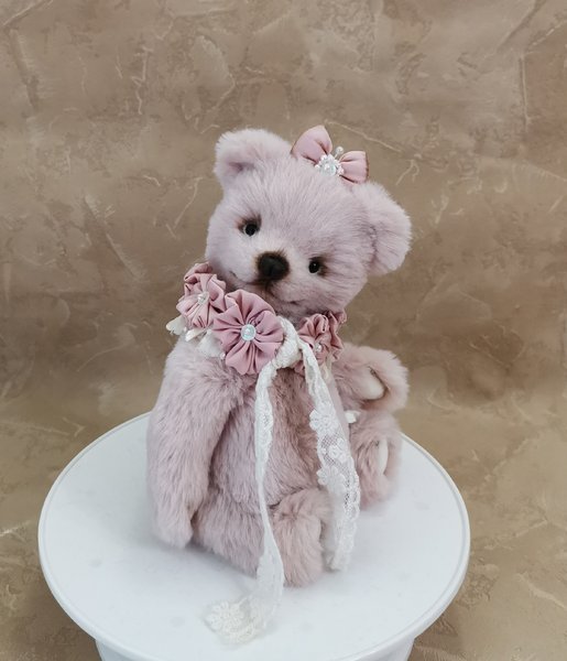 Laura bear by Veronika Lenkova - Bear Pile