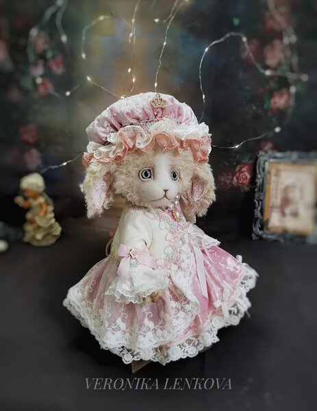 Polly sheep by Veronika Lenkova - Bear Pile