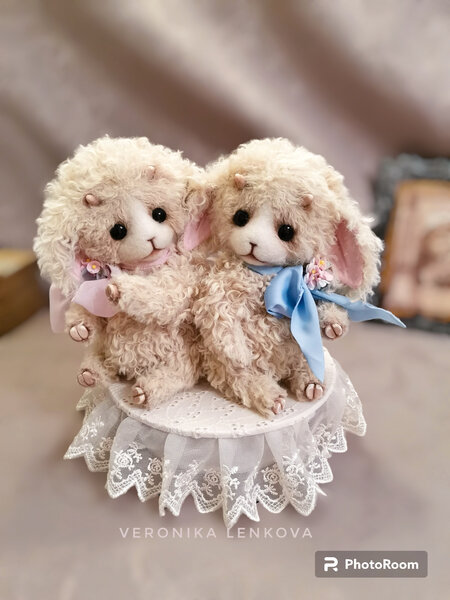 Sheep Utah and Virginia by Veronika Lenkova - Bear Pile