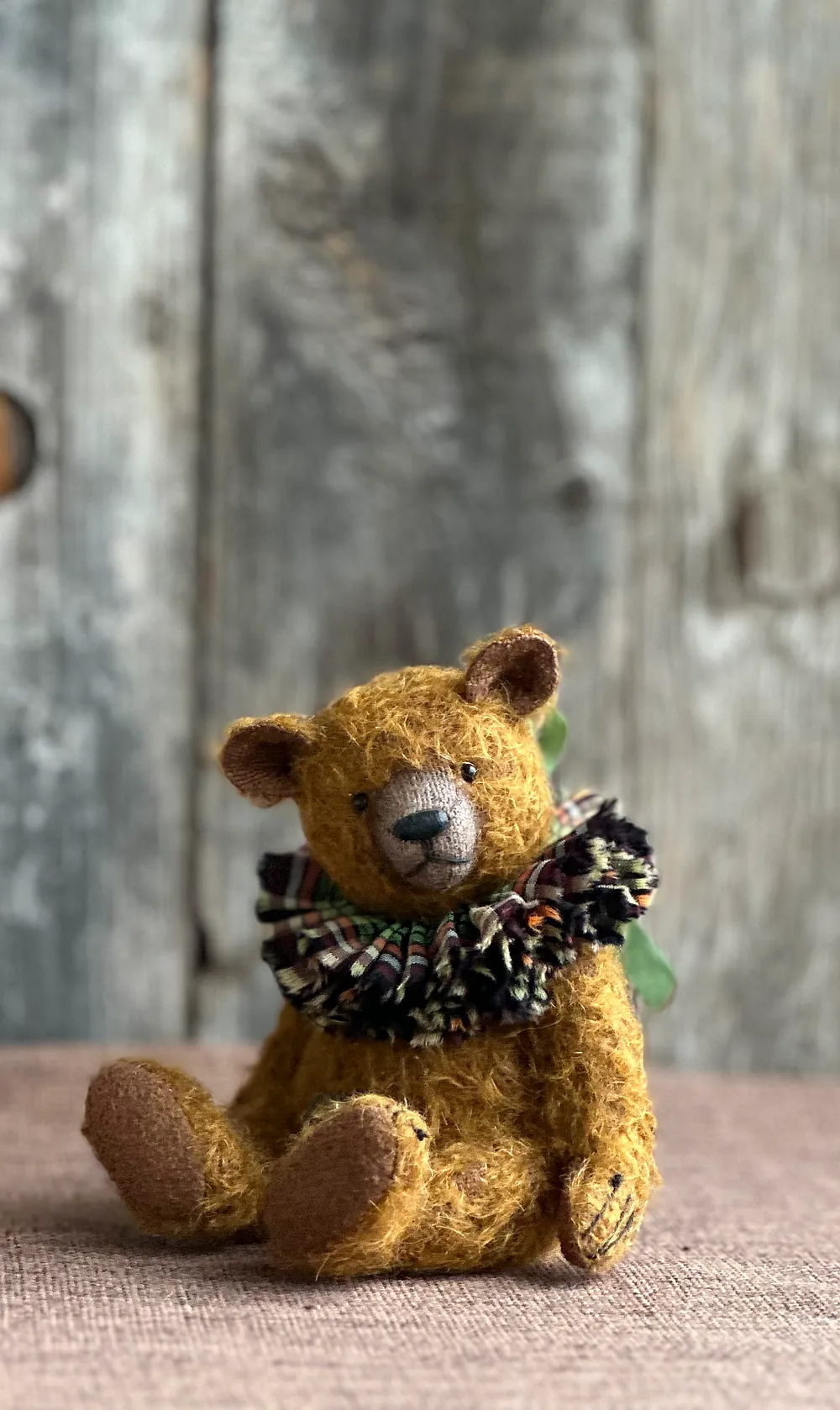 Kevin by Victoria Sliva - Bear Pile