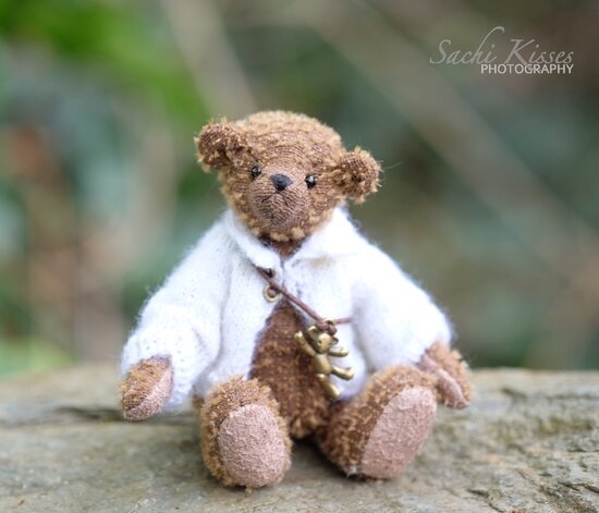 Milo by Karen Olsen - Bear Pile