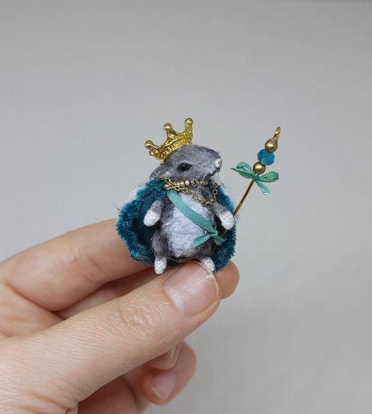 Mouse king by Volkova Natalya - Bear Pile