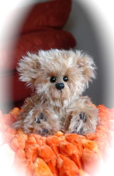 Geoffrey by Kay Holroyd - Bear Pile