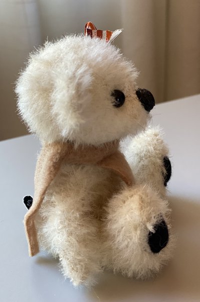 Little Hawthorn by Kay Holroyd - Bear Pile