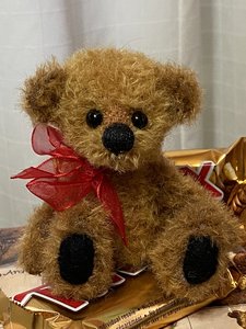 Olive by Kay Holroyd - Bear Pile