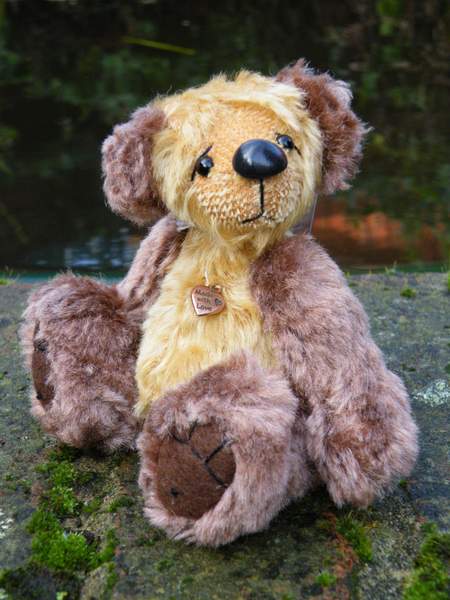 Chad by Gyll's Bears - Bear Pile