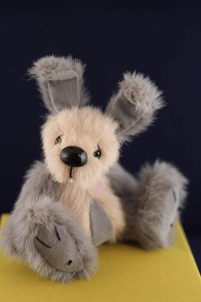 Hartley by Gyll's Bears - Bear Pile