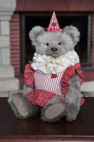 Rita by UlianaN - Bear Pile