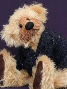 Moe by Russell Bears - Kim Russell - Bear Pile