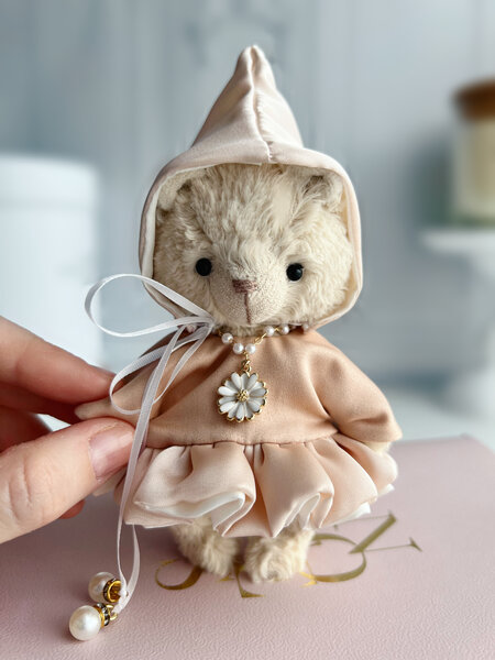 Teddy bear Catherine by Tatiana MyTeddyStore - Bear Pile