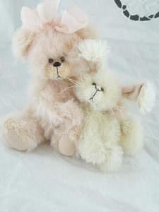 Bumpkin by Shaz Bears - Bear Pile