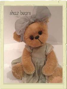 Poppy by Shaz Bears - Bear Pile