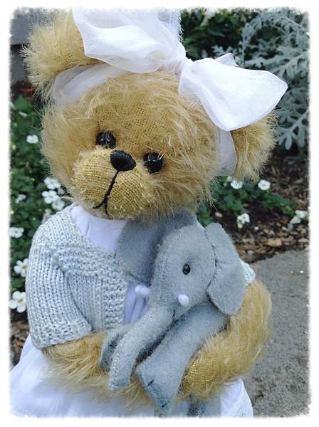 Blue bell by Shaz bears - Bear Pile