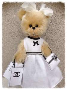 Kiki by Shaz bears - Bear Pile