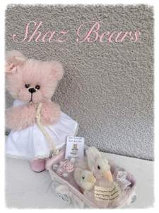 Poppy by Shaz Bears - Bear Pile