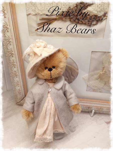 Poppy by Shaz Bears - Bear Pile