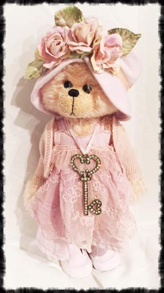 Vintage Rose by Shaz bears - Bear Pile