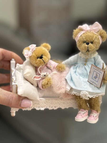 Twinkle by Shaz bears - Bear Pile