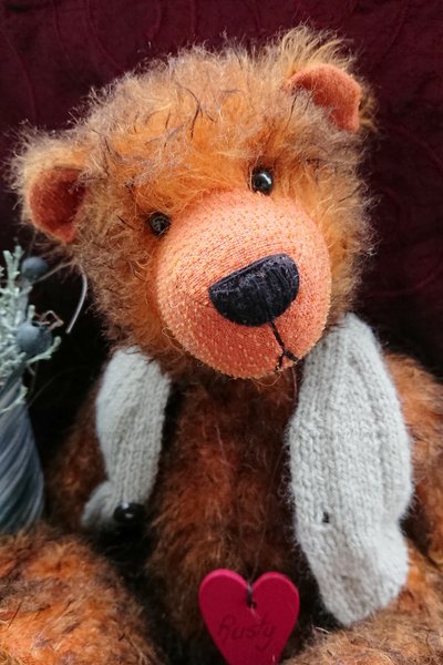 Rusty by huwibears - Bear Pile