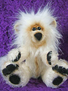 Lars the Polar Bear by Bears of Bath - Bear Pile