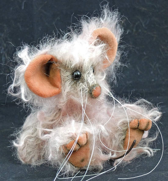 Squiggle A Traditional Mousebear by Bears of Bath - Bear Pile