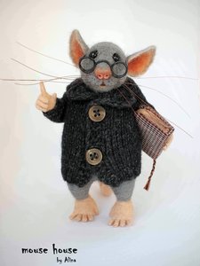Mouse with a Little Baby Mouse by Alina Senechko - Bear Pile