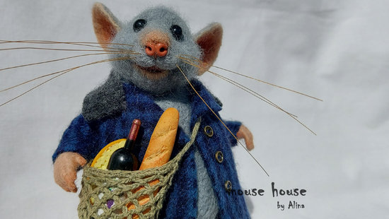 Mouse with a Little Baby Mouse by Alina Senechko - Bear Pile