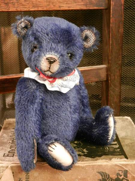 Inky by Louisa Shaw - Butterfly Bears - Bear Pile