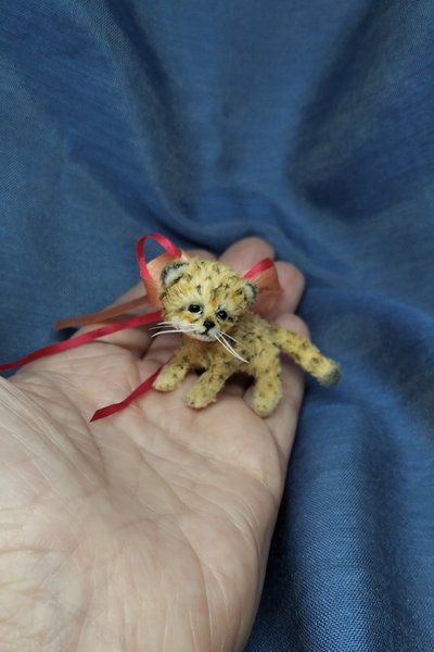 Miniature cheetah cub Che by Marina Petrova - Bear Pile