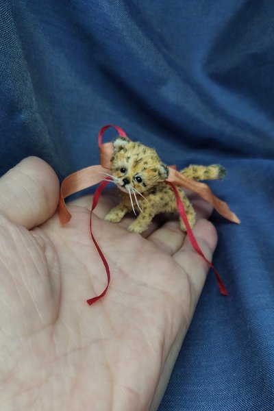 Miniature cheetah cub Che by Marina Petrova - Bear Pile