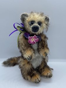 M. E. Bears And Critters - Artist Bears and Handmade Bears