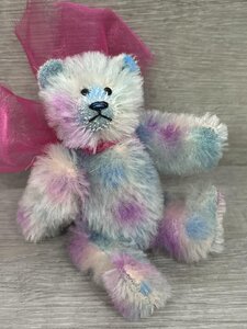 M. E. Bears And Critters - Artist Bears and Handmade Bears