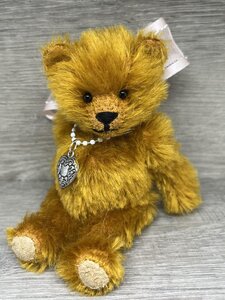 M. E. Bears And Critters - Artist Bears and Handmade Bears
