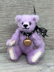 M. E. Bears And Critters - Artist Bears and Handmade Bears