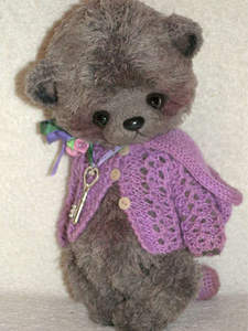 Kucki by Olga Schlegel - Bear Pile