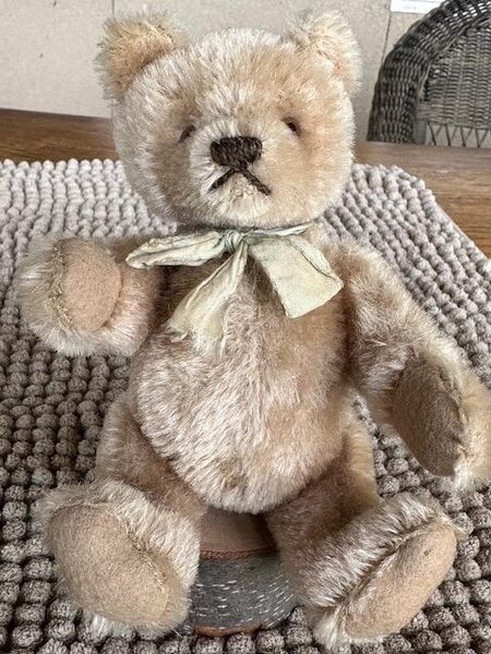 Tan mohair bear by Unknown - Bear Pile