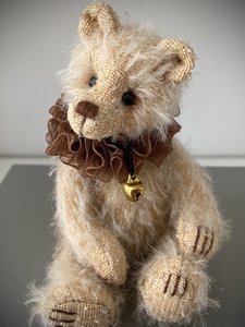 Danbury by Lynn Bowie. - Bear Pile