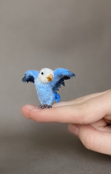 Miniature parrot Ricky by Nataliia Ivanova - Bear Pile