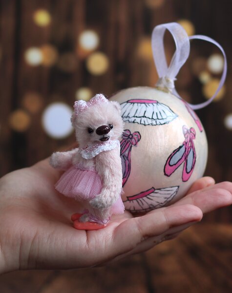 Miniature ballerina Lola by Nataliia Ivanova - Bear Pile
