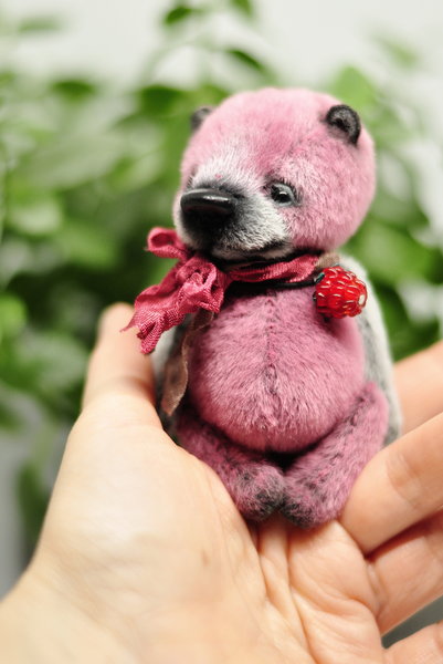 Raspberry bear by AnnaKolo - Bear Pile